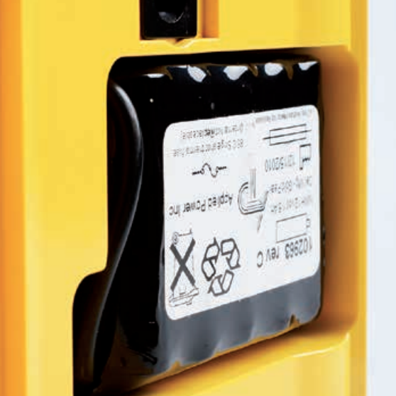 Laerdal Compact Suction Unit (LCSU 4) | HCE Medical