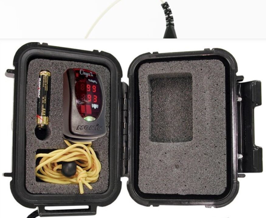 Nonin Onyx II Finger Pulse Oximeter + Justice Mark II Hard Case | HCE