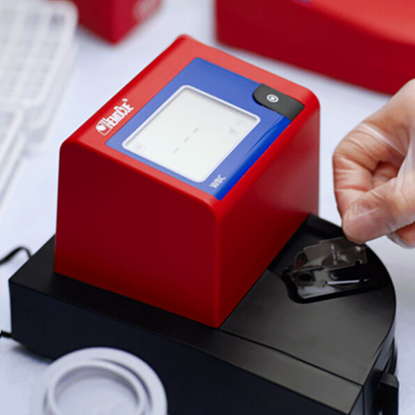 HemoCue WBC Total Analyser - 123007 | HCE Diagnostics