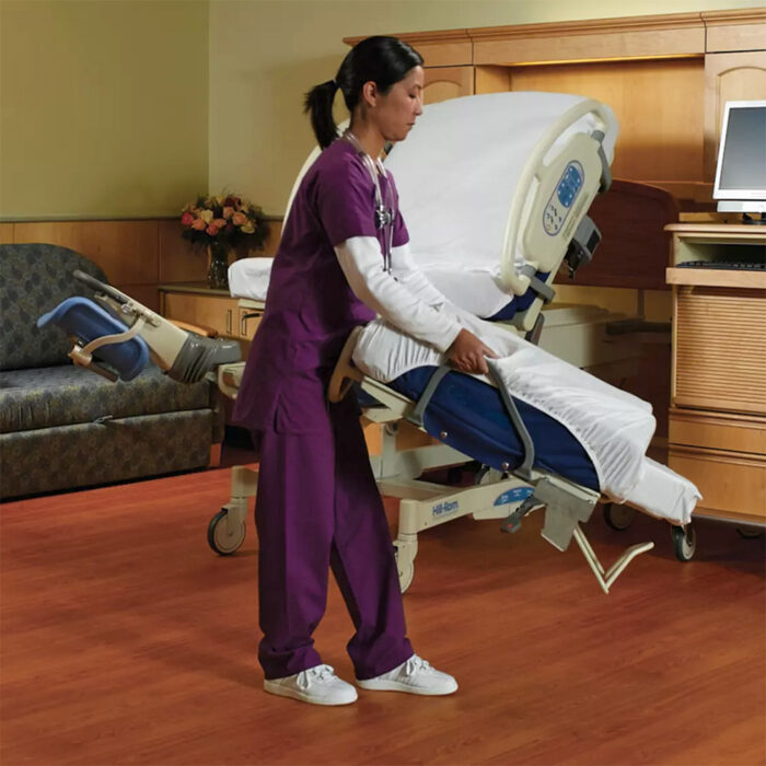 Hillrom Affinity 4 Birthing Bed with Labour Bar | HCE