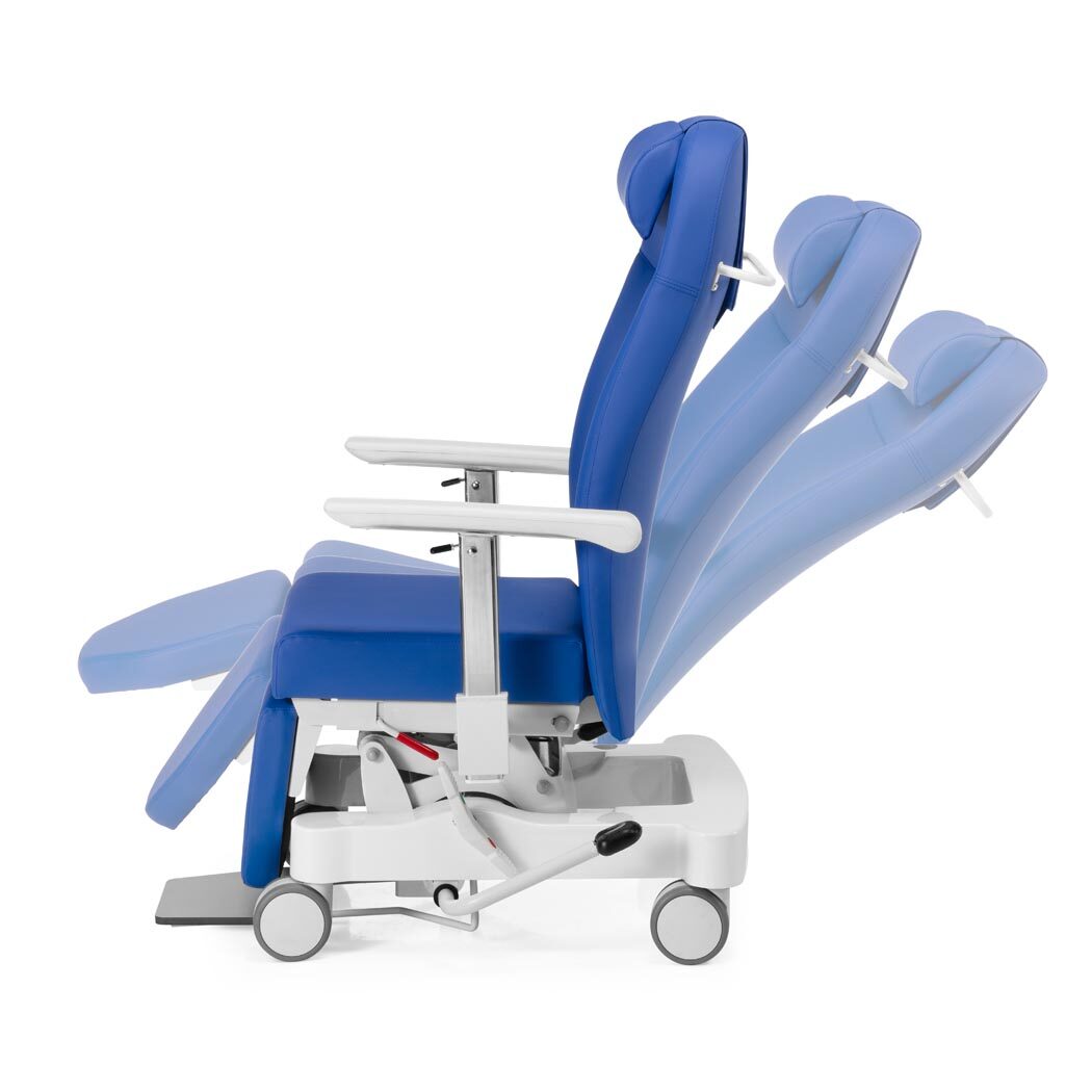 Medi-Plinth Breeze Elevate Electric Hi/Low Patient Chair | HCE