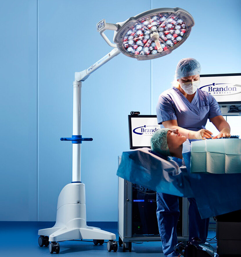 Brandon Medical Mobile Operating Light Quasar eLite | HCE