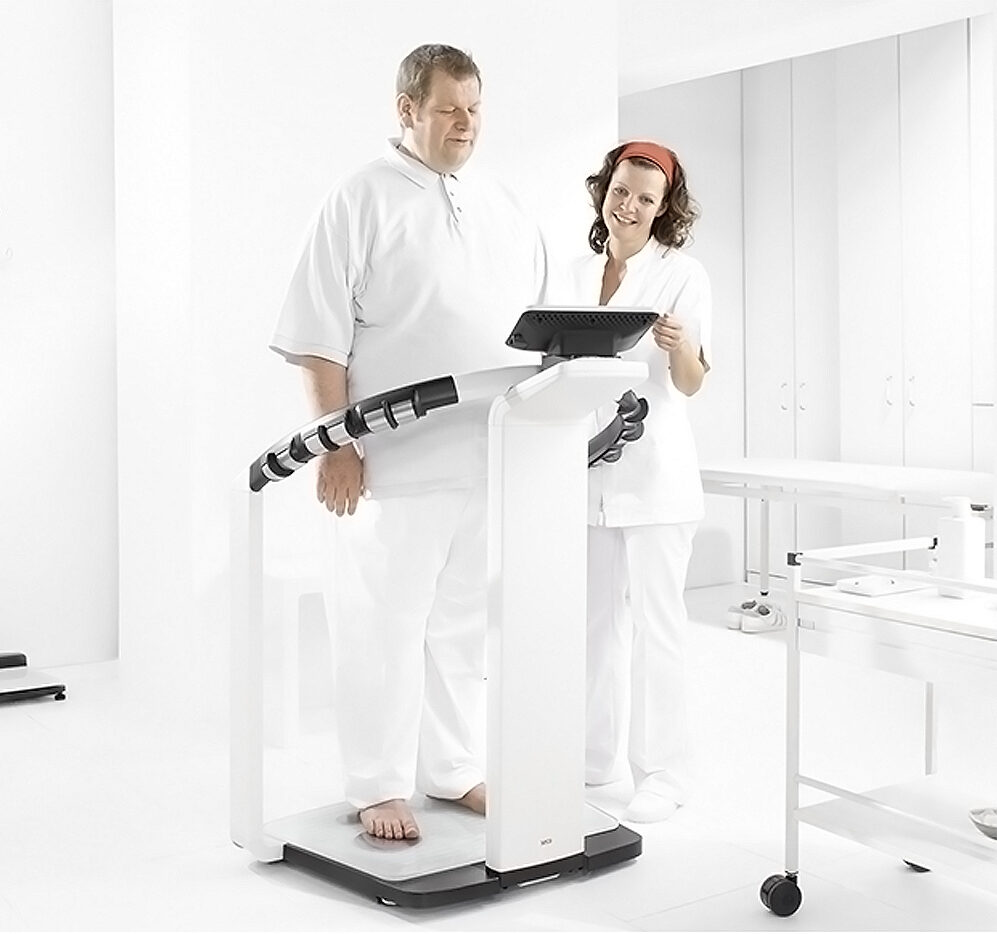 Seca mBCA 515 Medical Body Composition Analyzer | HCE