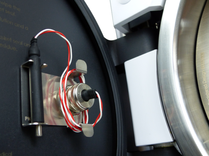 Advance Lab 16L Autoclave with Integrated Data Logger | HCE